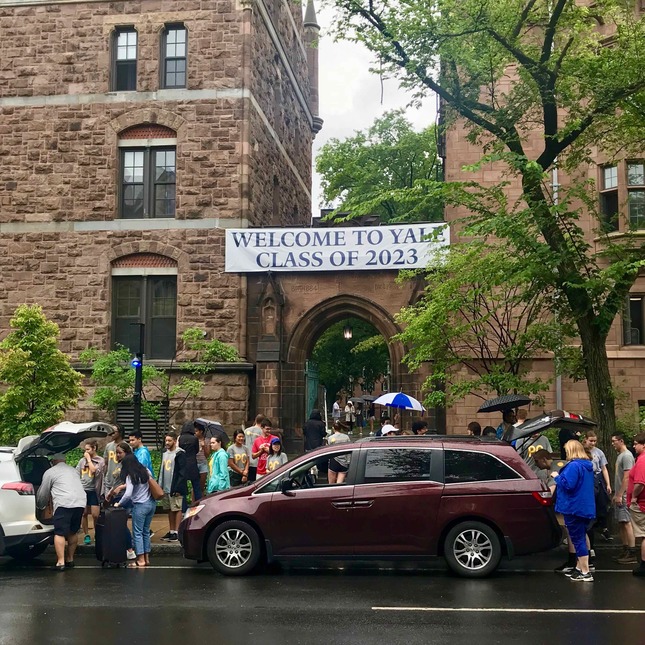 The new arrivals | Daily Snap | Yale Alumni Magazine