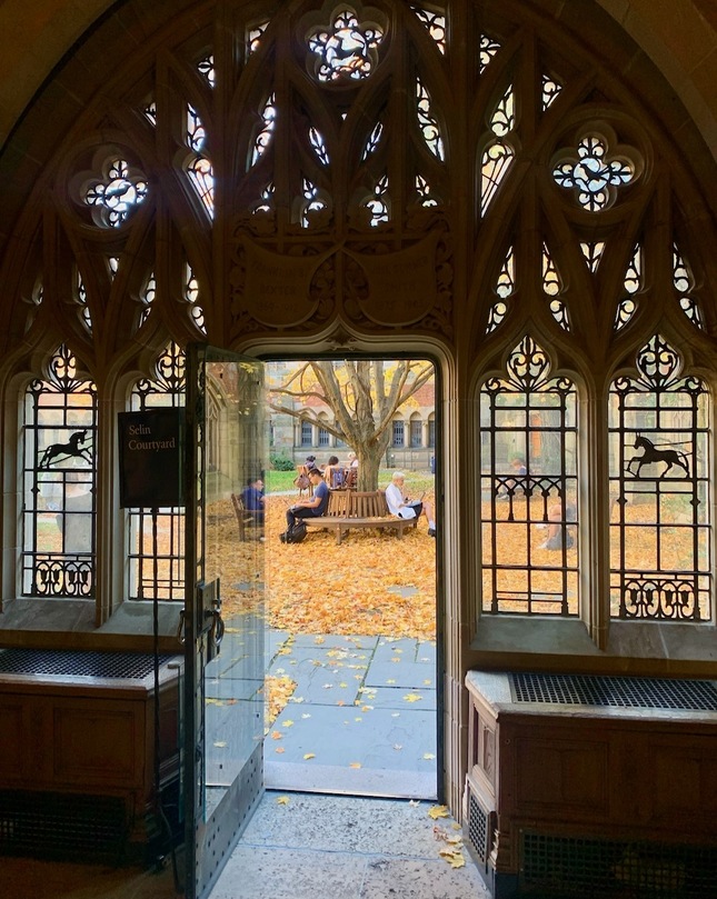 Open door policy | Daily Snap | Yale Alumni Magazine