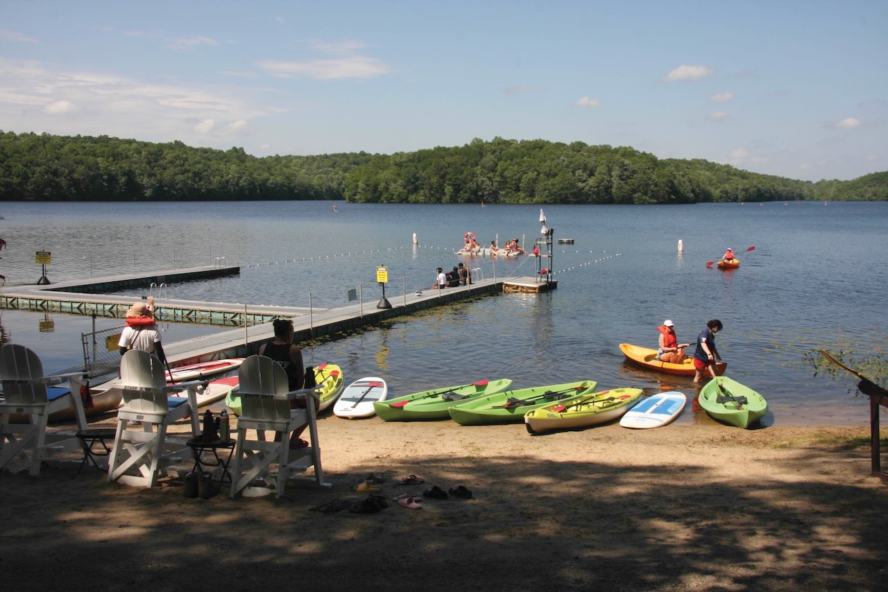 A summer place | Scene On Campus | Yale Alumni Magazine