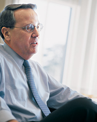 Once an economist, always an economist | Q&A: Rick Levin | Yale Alumni ...