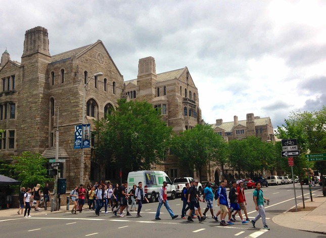 Summer people | Daily Snap | Yale Alumni Magazine