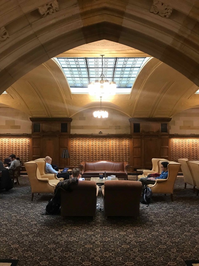 In the cards | Daily Snap | Yale Alumni Magazine