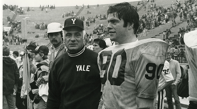 Carm Cozza 1930–2018 | Features | Yale Alumni Magazine